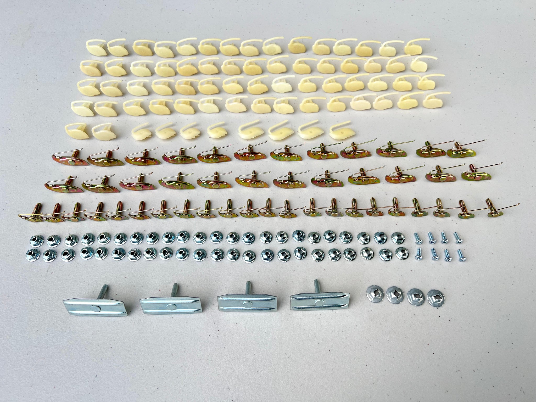 1964 CHEVY IMPALA 2 DOOR BODY SIDE MOLDING COMPLETE CLIP SET [NEW] – MK ...